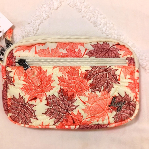 lug | Bags | Brand New Never Used Lug Super Coupe In Maples Cream ...